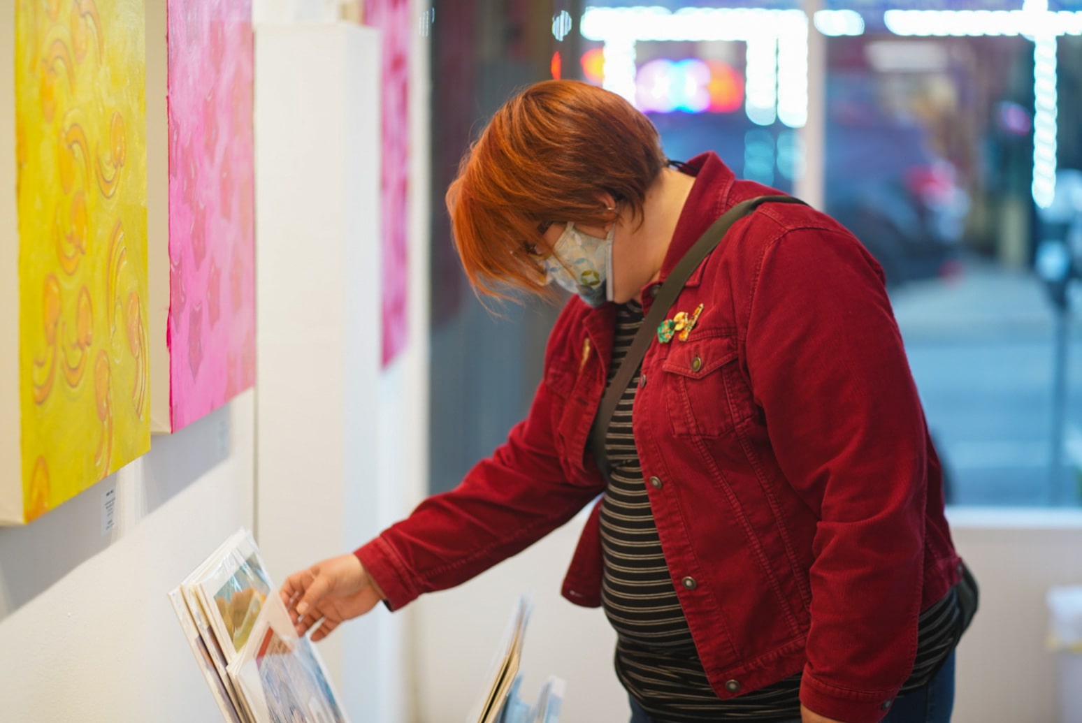 Ingrid V. Wells | Glimmers Solo Exhibition 2021 | Voss Gallery