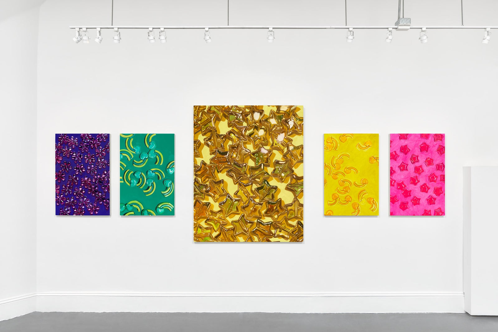 Ingrid V. Wells | Glimmers Solo Exhibition 2021 | Voss Gallery