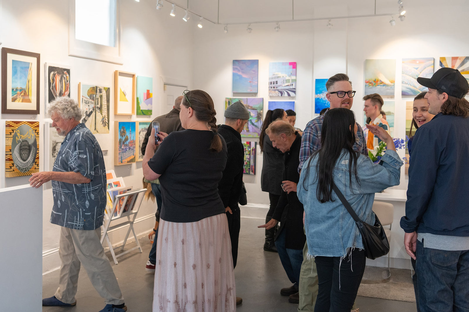 Urban Tides Group Exhibition 2024 | Voss Gallery